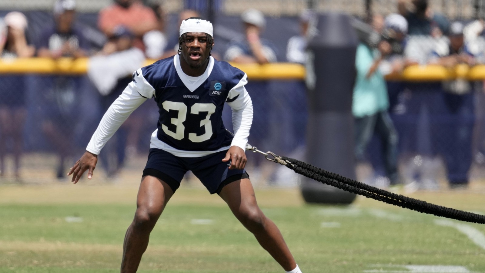 Damone Clark on new Cowboys LB Marist Liufau: ‘He’s going to be one of ...