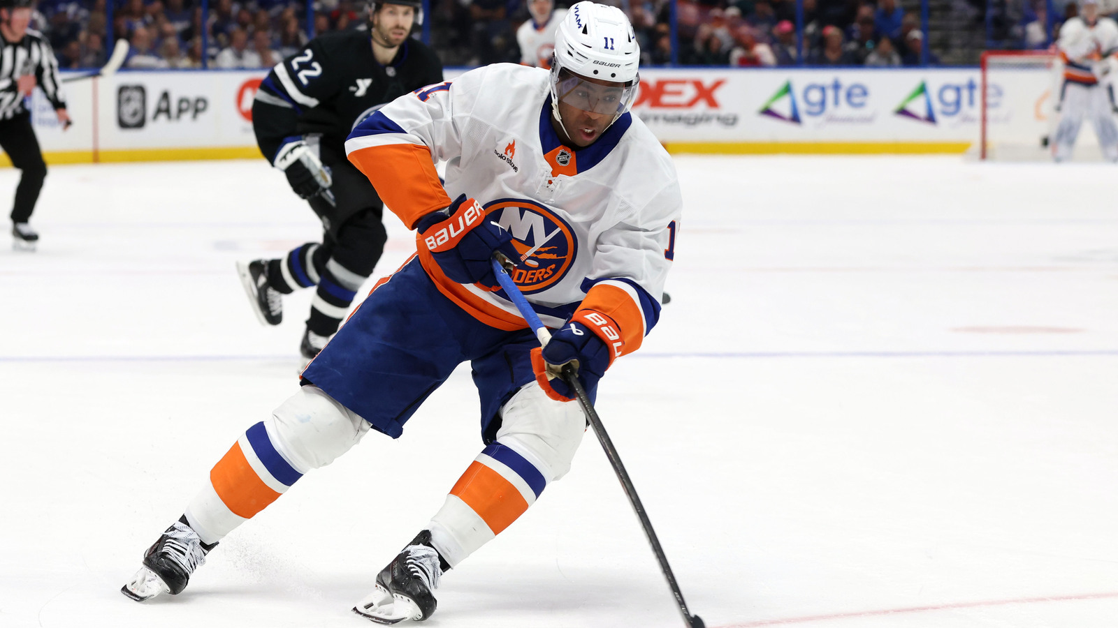 Islanders’ Duclair, Kuefler out day-to-day with upper body injuries ...