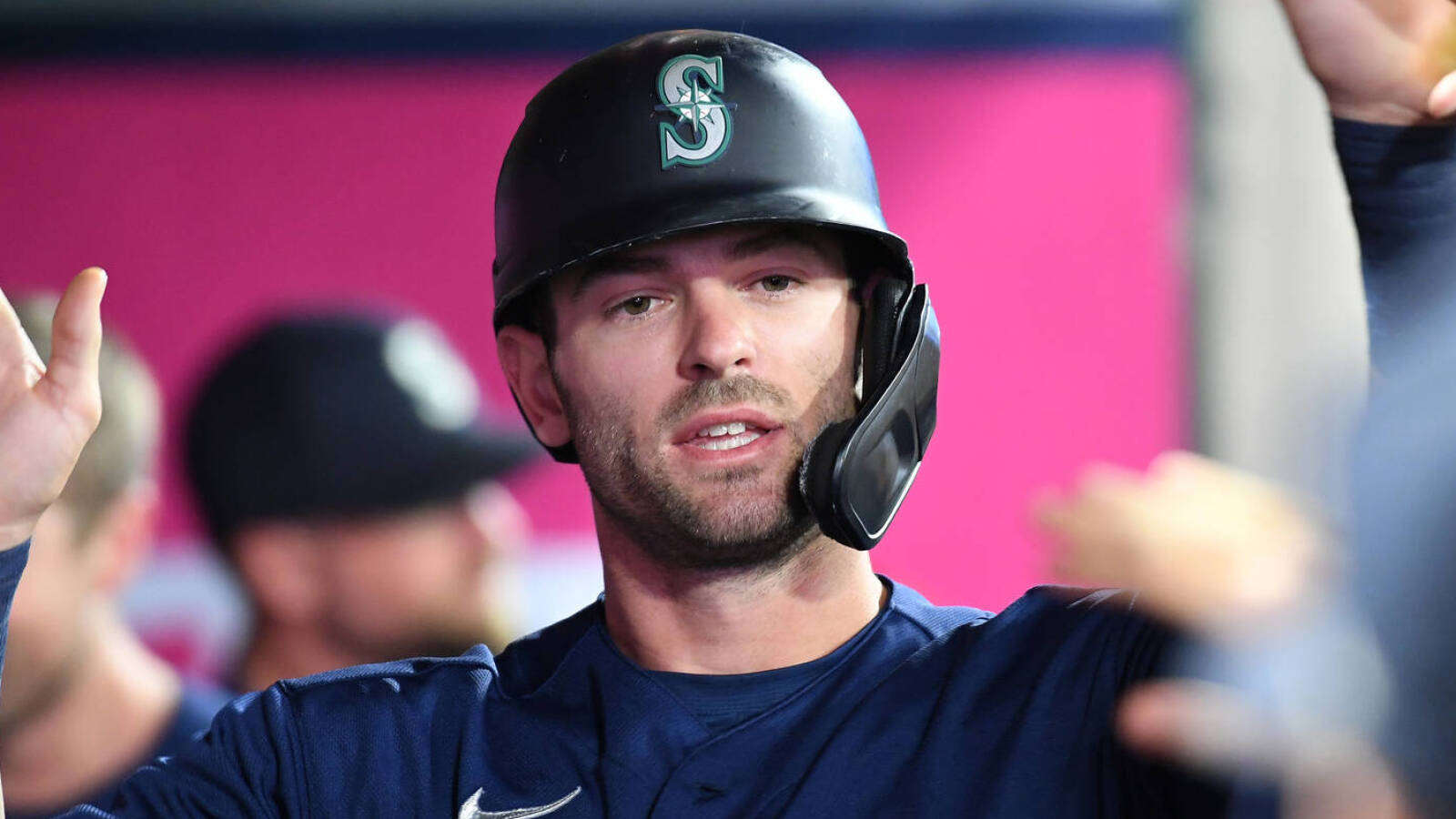 Giants add All-Star Mitch Haniger in MLB free agency - TrendRadars