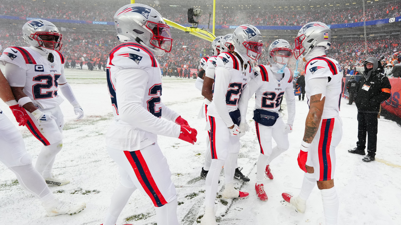 Time Lapse Of Snow From Broncos-Patriots AFC Championship Game Will ...