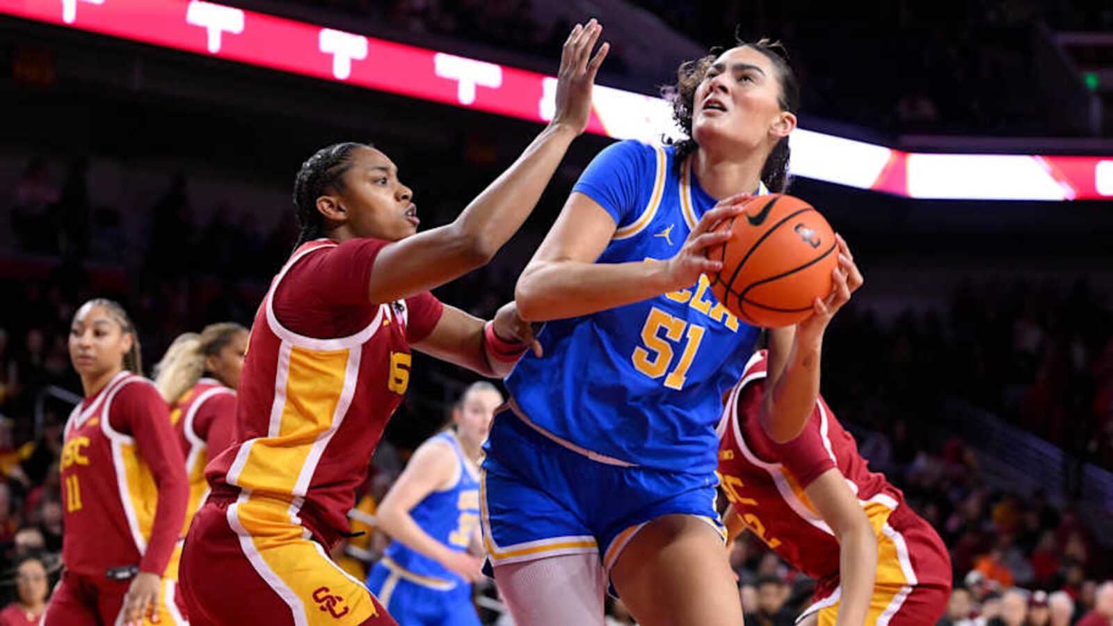 USC Stuns UCLA Again in Rivalry Clash | Yardbarker