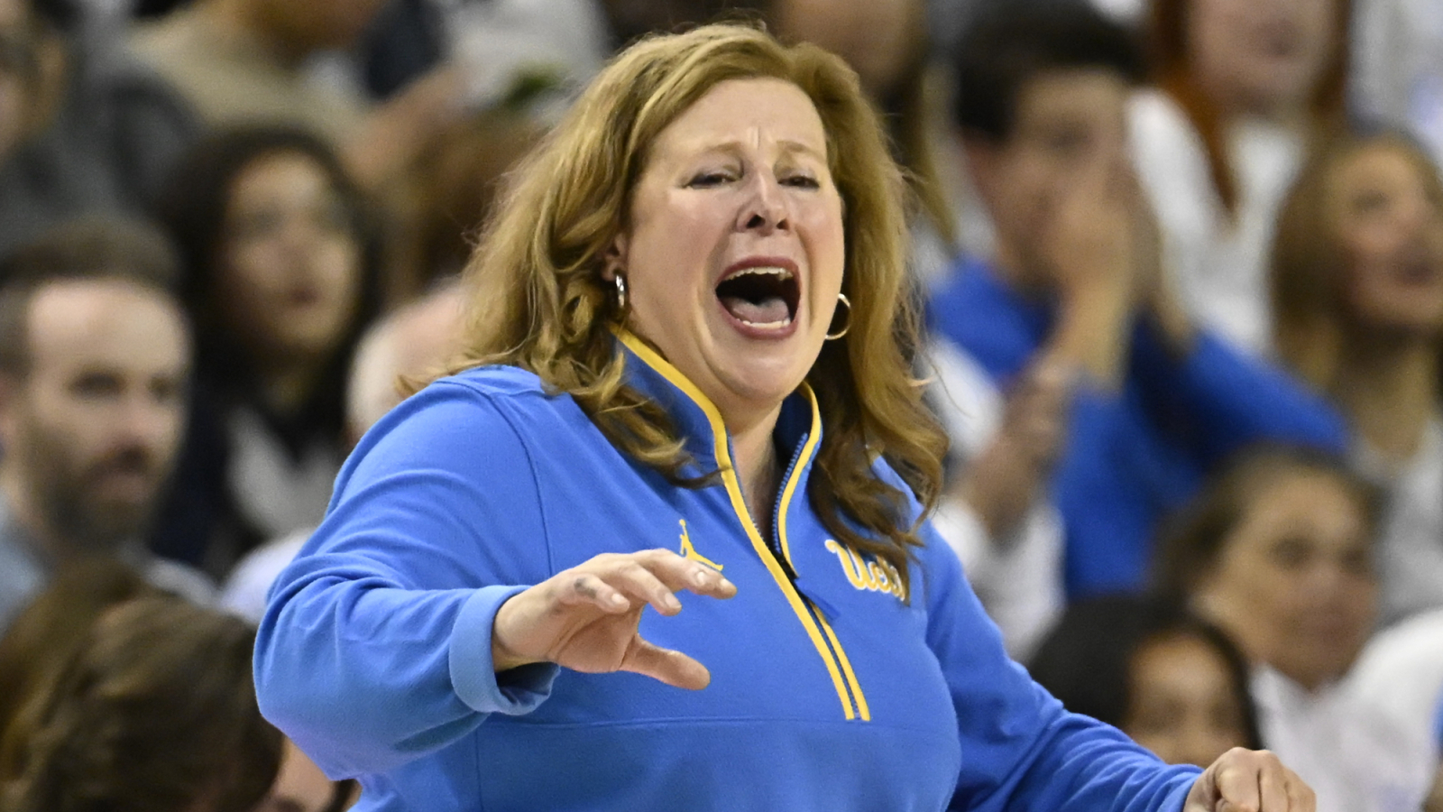 UCLA women’s basketball coach Cori Close eyeing school history | Yardbarker
