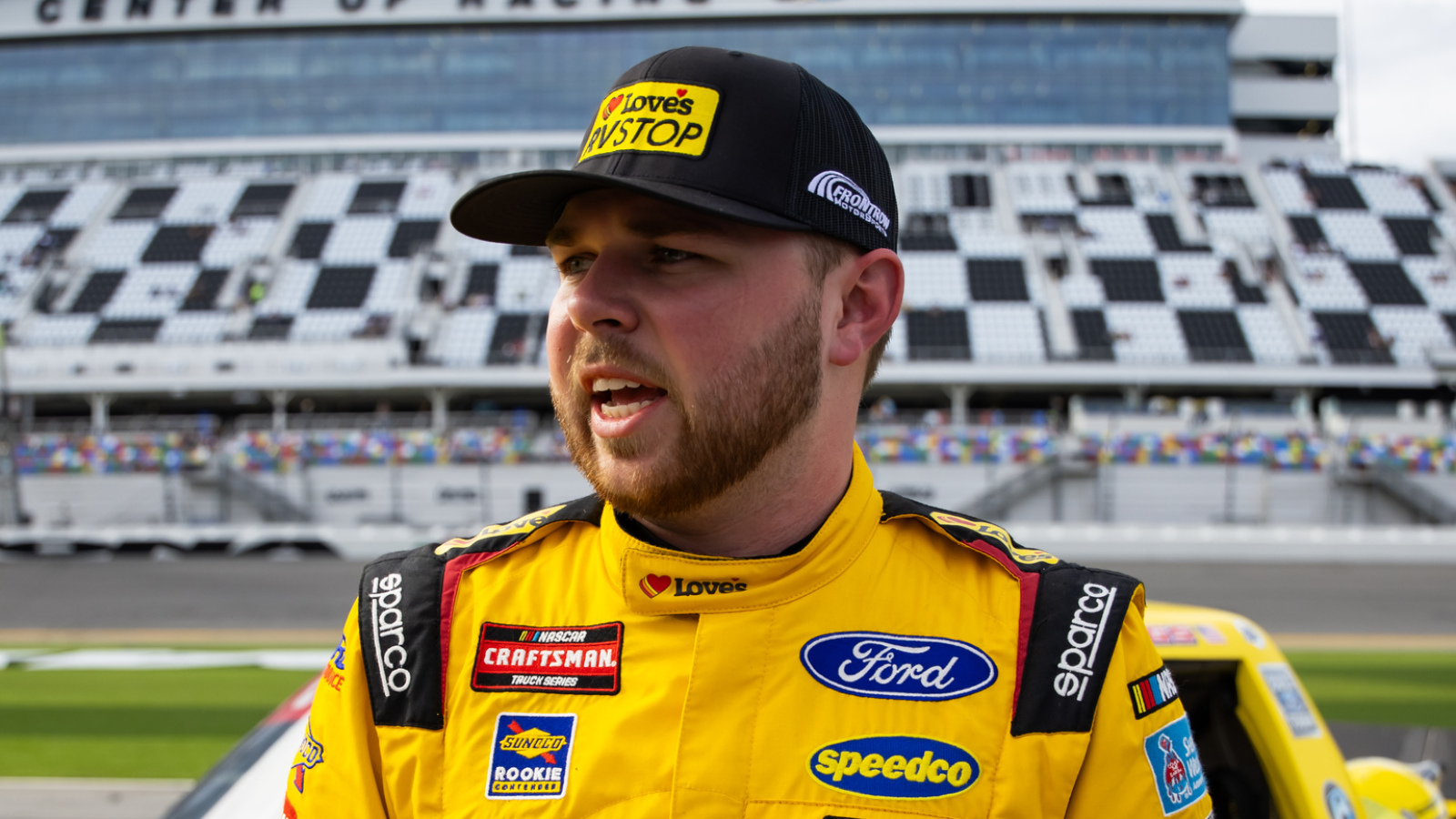 Layne Riggs wins second straight NASCAR Truck Series race | Yardbarker