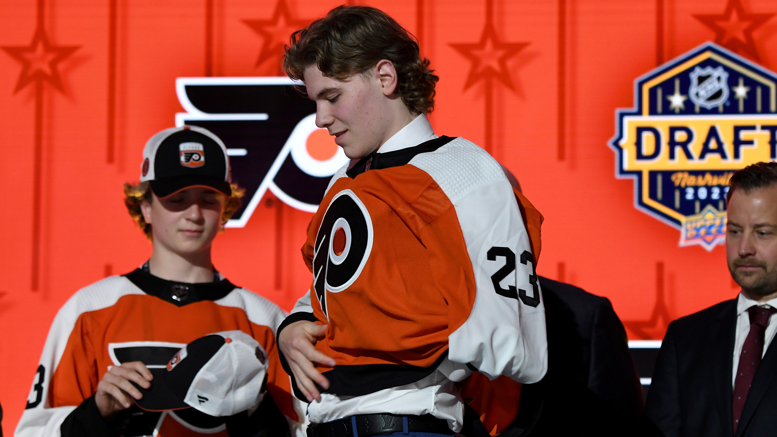 Bailey’s Daily: Flyers’ Bonk makes Team Canada, Crosby makes history | Yardbarker