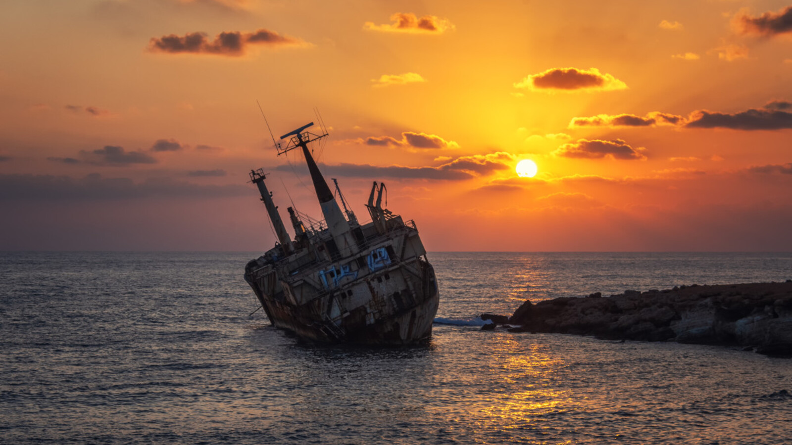 The 8 Most Famous Shipwrecks Ever Discovered—And the Stories Behind ...