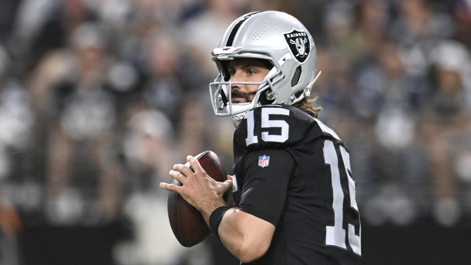 Raiders HC makes right call in starting QB competition | Yardbarker