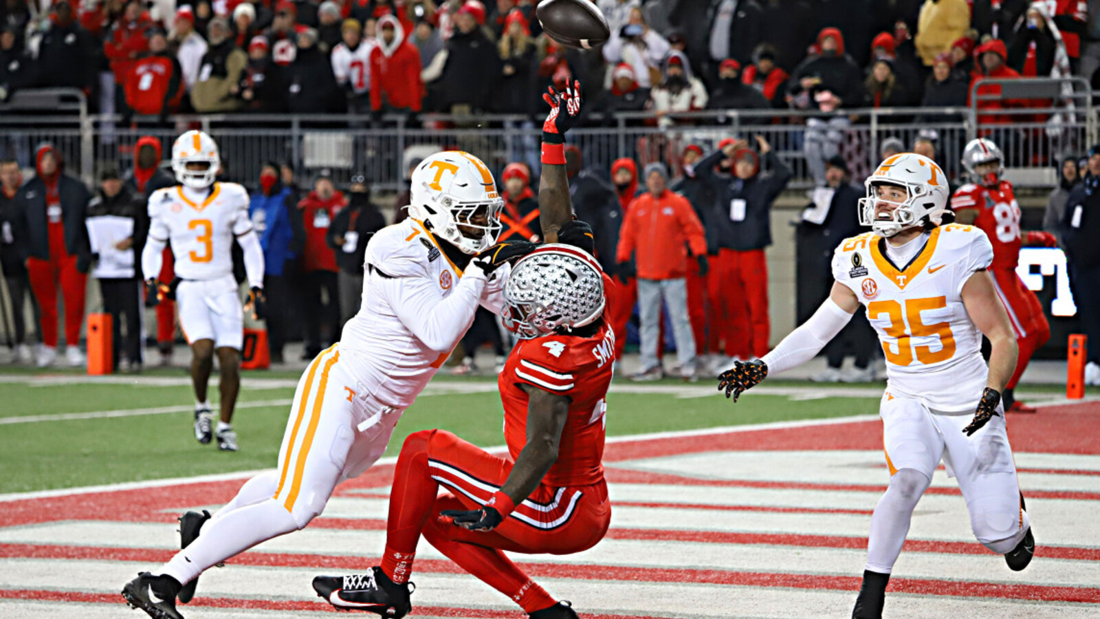 Referees Are Getting Crushed For Blown Call In Ohio State vs. Tennessee ...