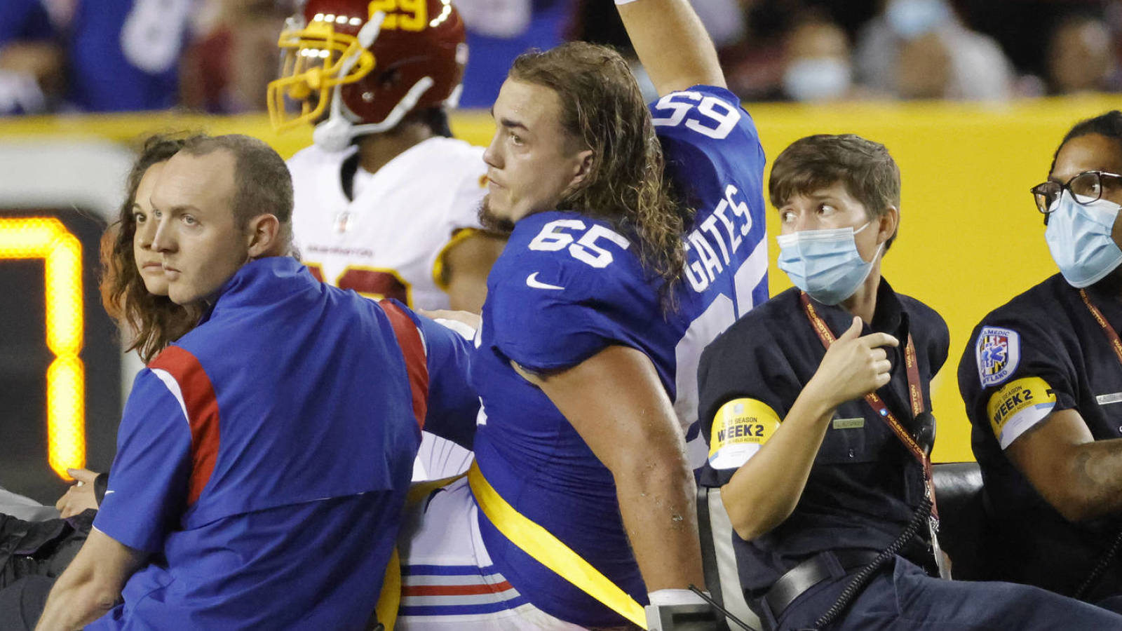 Agent: Giants OL Nick Gates 'will be back in blue next year' | Yardbarker