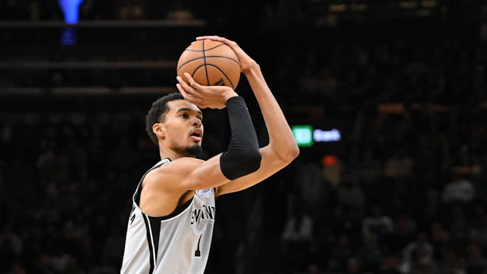 Spurs Beat Celtics 100-95 Behind Wembanyama, Fox, and Defense | Yardbarker