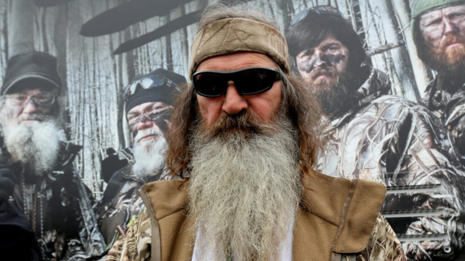 ‘Duck Dynasty’ Star Phil Robertson Heartbreaking Health Update Amid ...