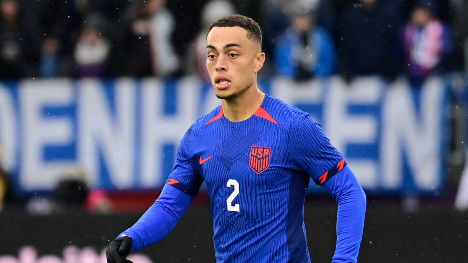 USMNT Sergino Dest ripped after receiving unnecessary red card | Yardbarker