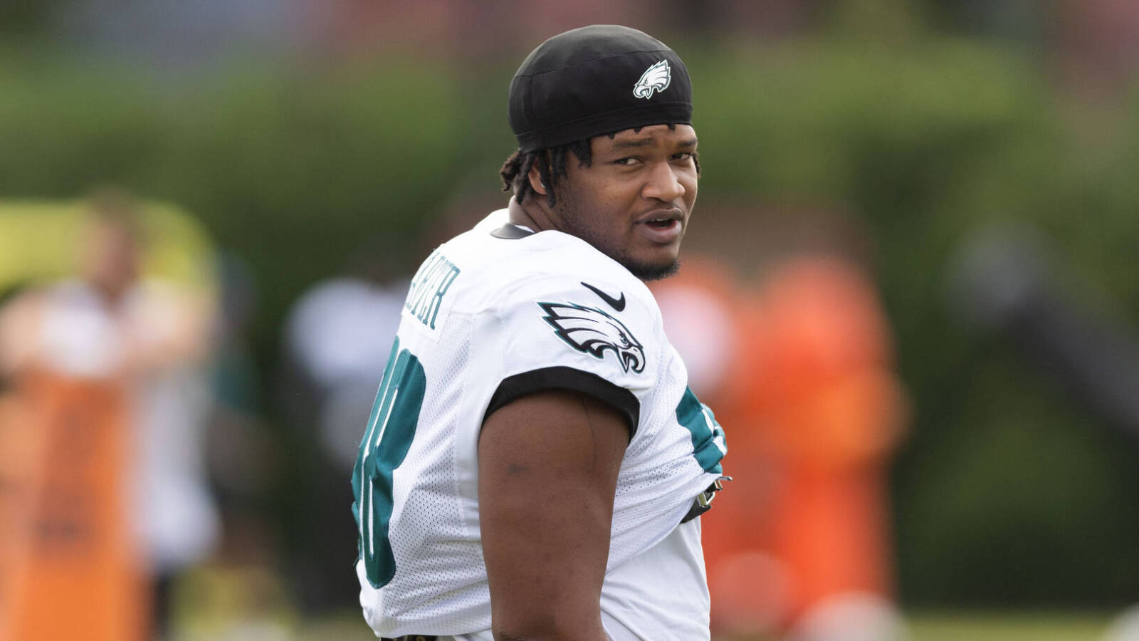 Eagles CB compares teammate to enormous animal | Yardbarker