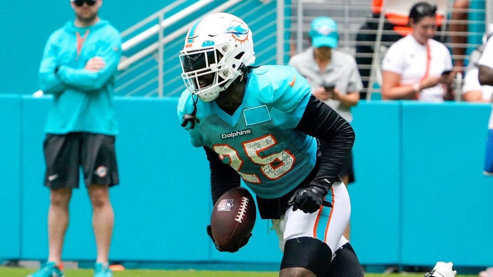Dolphins HC provides injury updates on key players | Yardbarker
