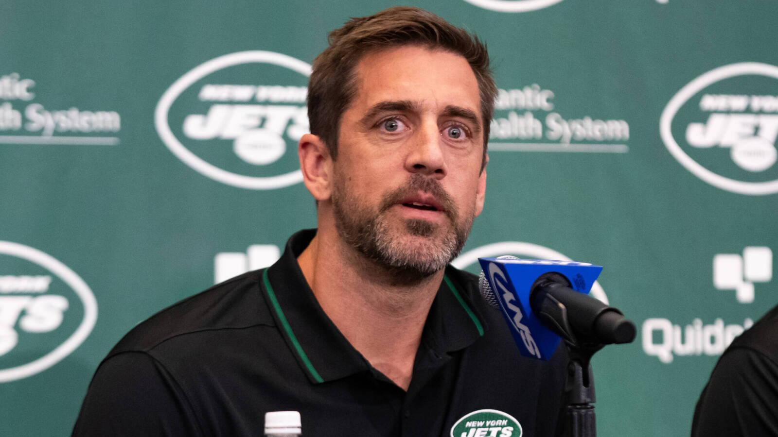 Rodgers sits out OTAs, 'something clearly not right' with ankle ...