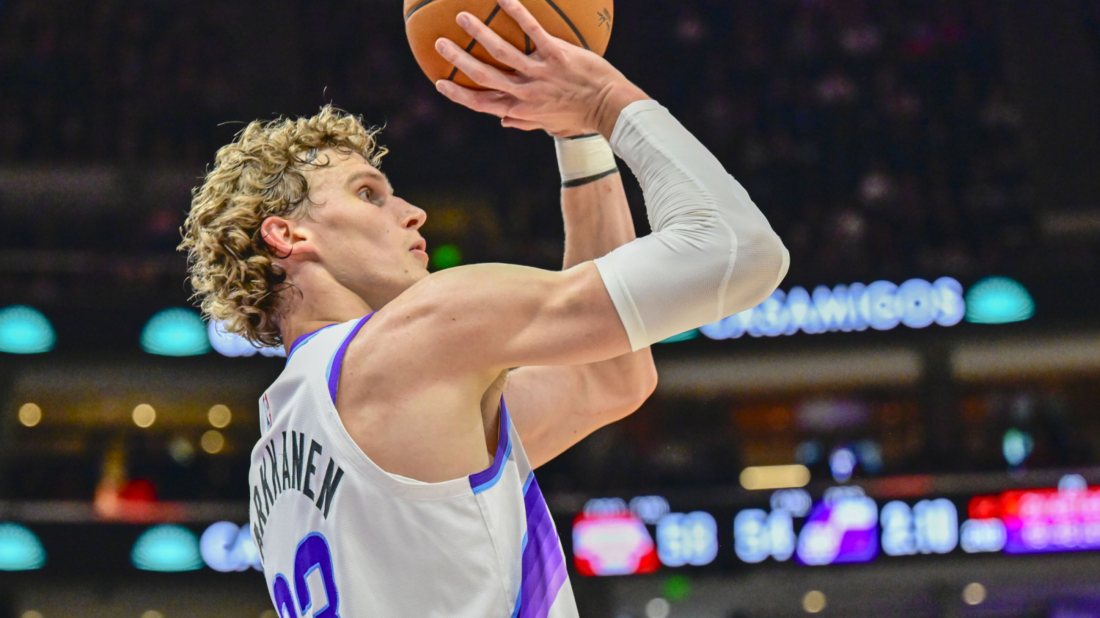 Utah Jazz Continue To Stonewall Trade Talks For Lauri Markkanen ...