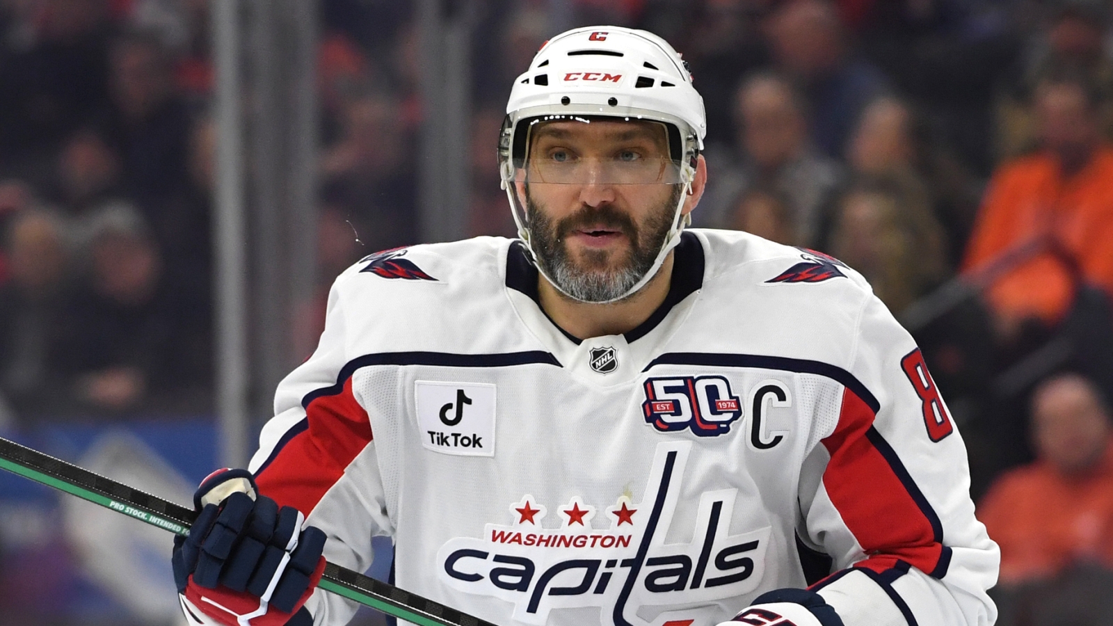 Watch: Alex Ovechkin inches closer to Wayne Gretzky's record | Yardbarker