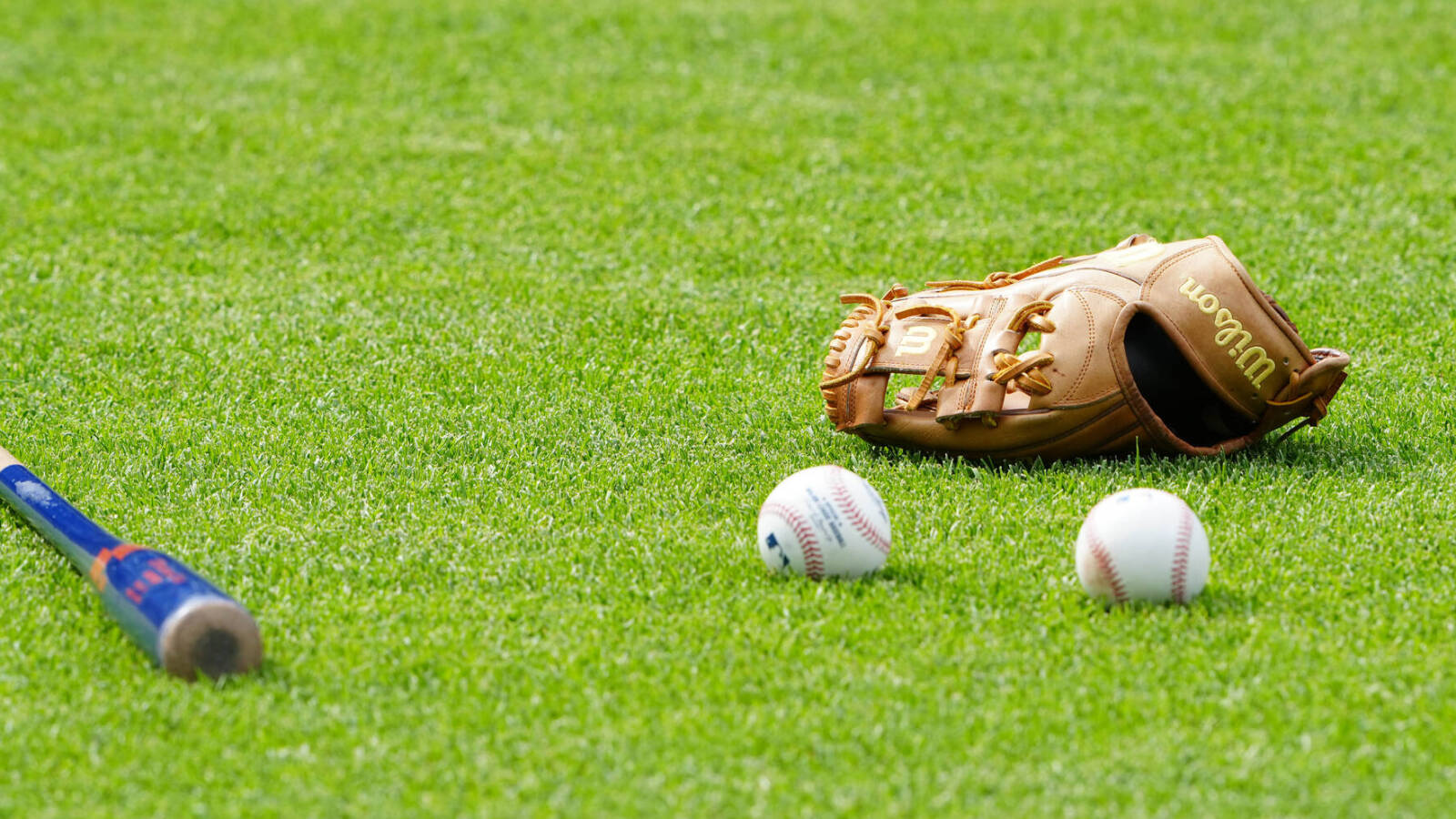 First ever 'Cosmic Baseball' game was unbelievably awesome | Yardbarker