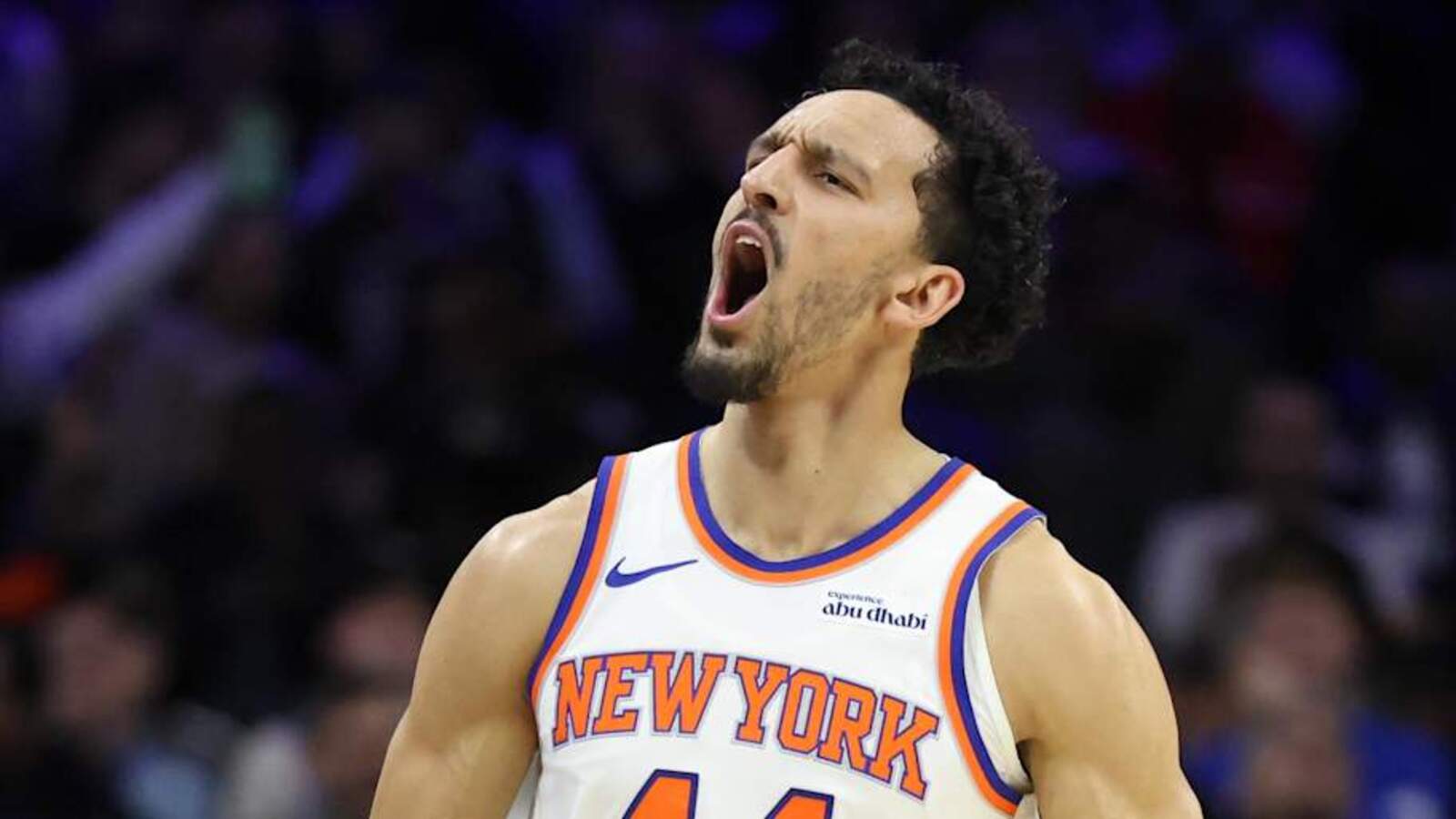 Mike Brown Shouts Out Defensive Efforts of Two Knicks Guards | Yardbarker