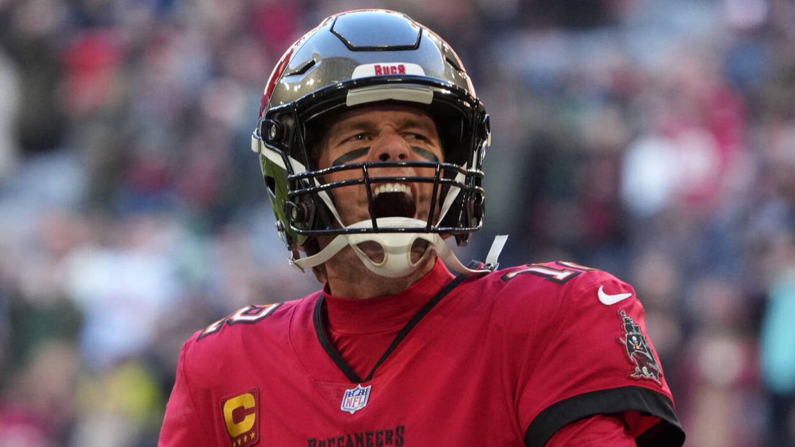 Buccaneers' Tom Brady jokes about joining CFL after setting new record ...
