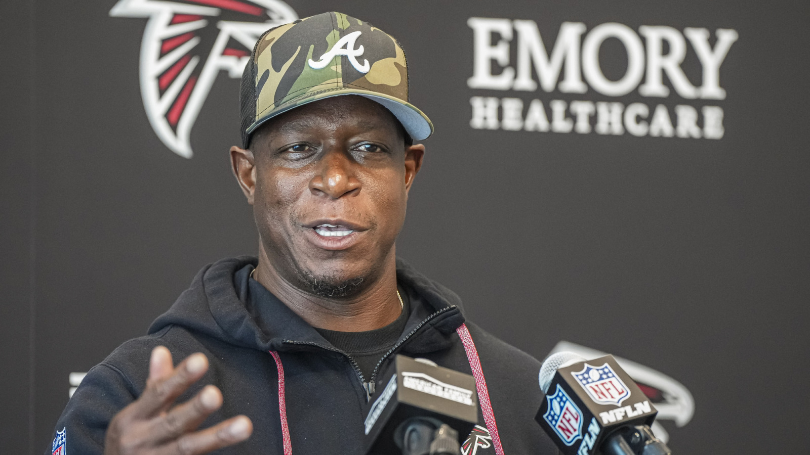 Raheem Morris raves about James Pearce Jr. | Yardbarker