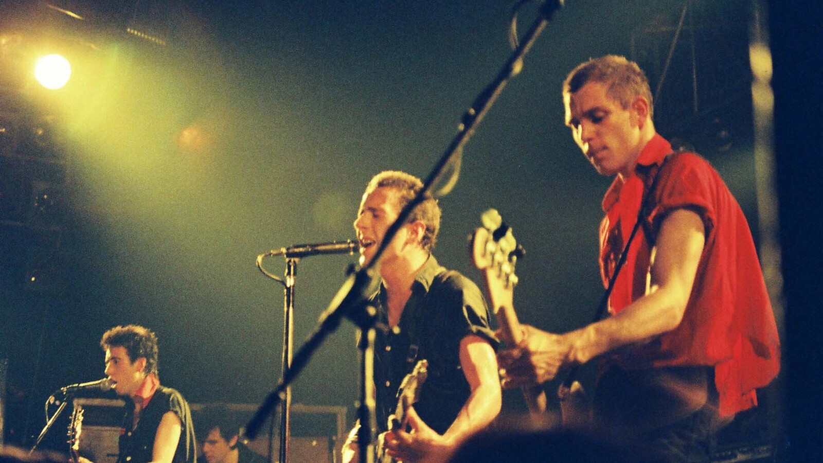 25 album cuts from iconic musical acts worth checking out | Yardbarker