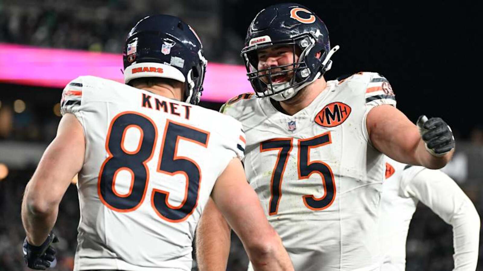 Building the case for Bears starting Braxton Jones over Theo Benedet ...