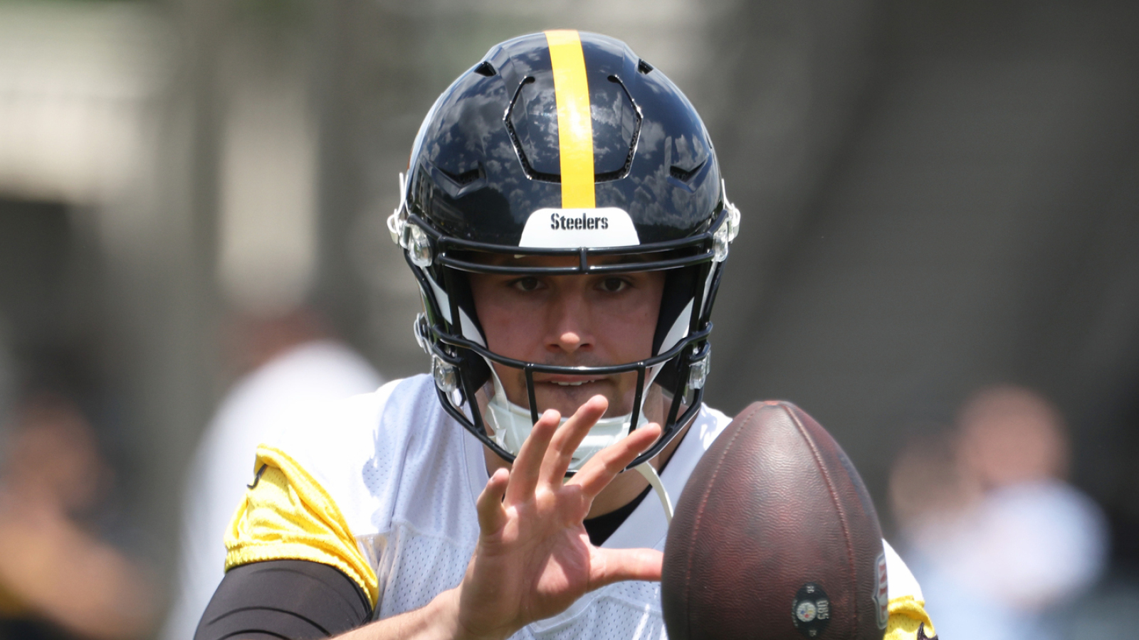 Mason Rudolph's trade value revealed ahead of QB competition | Yardbarker
