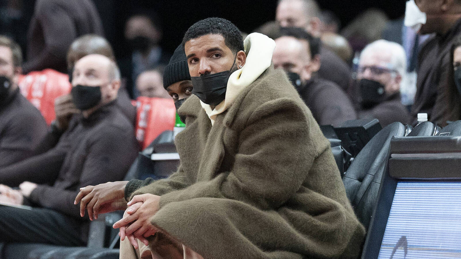Drake responds to Fred VanVleet's Toronto exit | Yardbarker