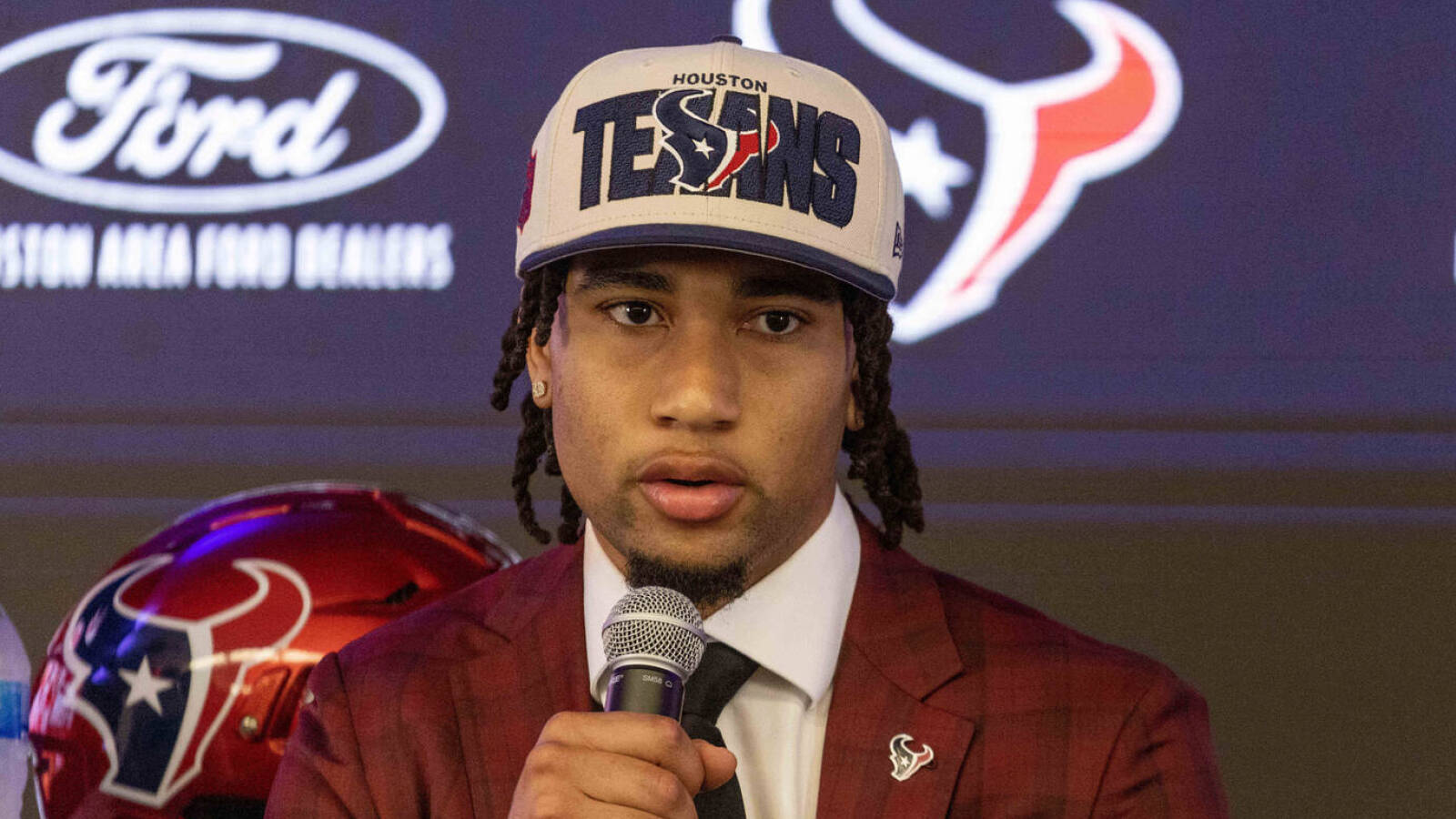 How rookie is gaining lead in Texans' QB competition | Yardbarker