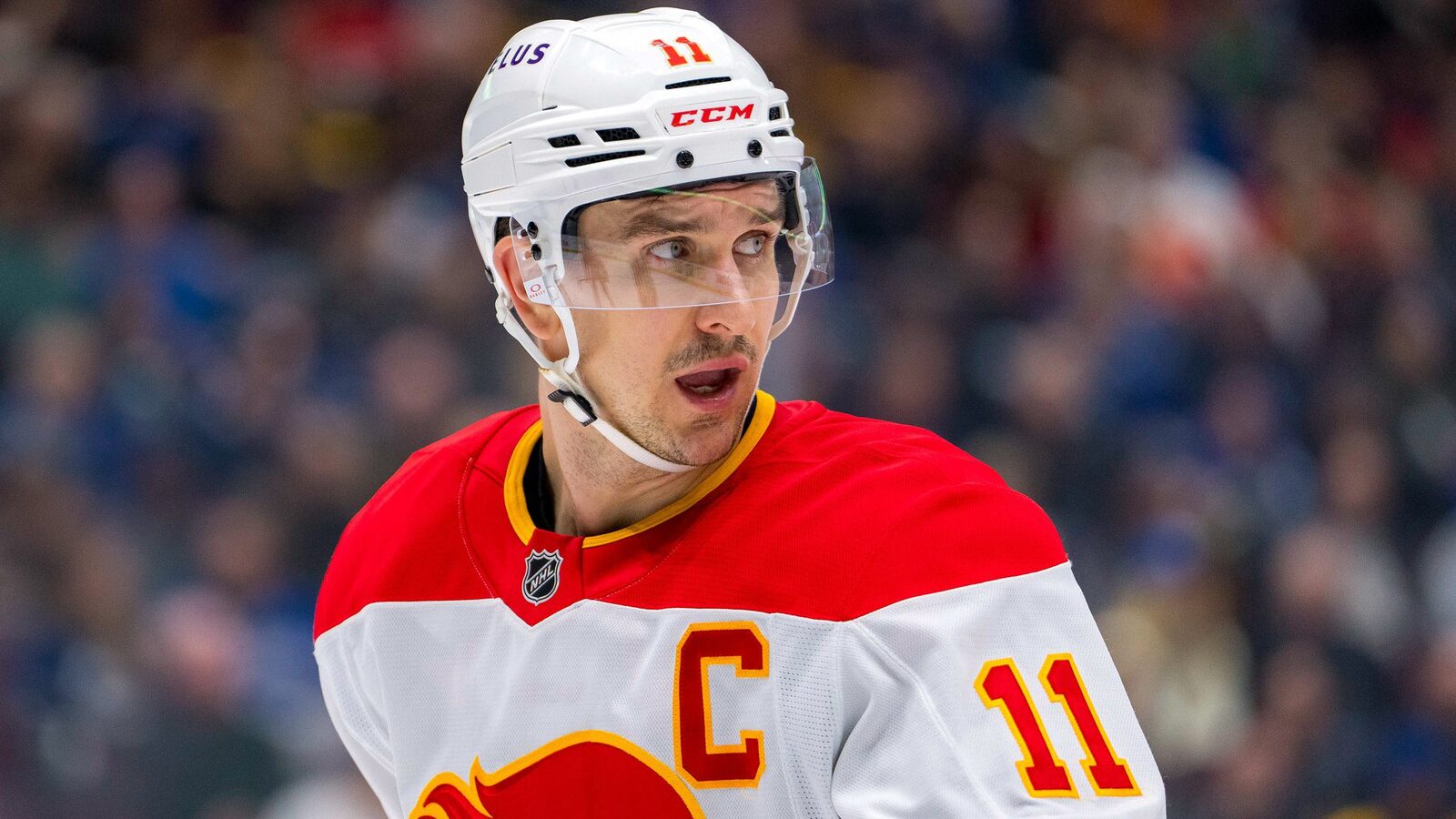 Flames sign captain Mikael Backlund to two-year extension | Yardbarker