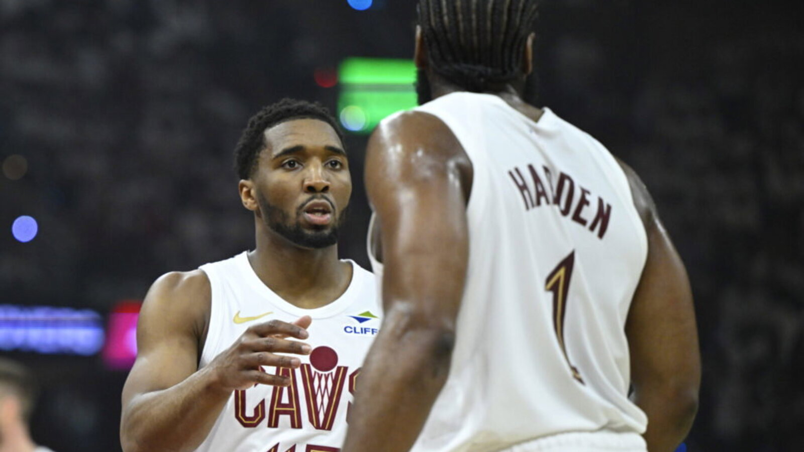 Donovan Mitchell Refuses to Panic After Ugly Offensive Night in Game 2 ...