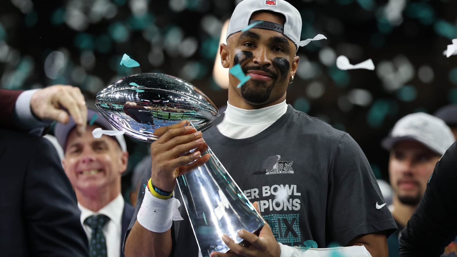 Cowboys vs Eagles Week 1 DFS SHOWDOWN: September 4th 2025 | Yardbarker