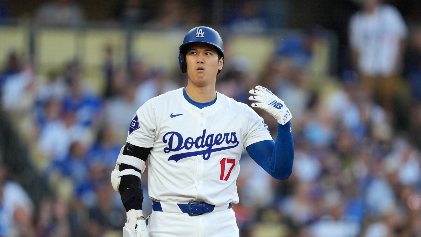 Shohei Ohtani Likely Batting Leadoff In Dodgers Lineup With Mookie Betts Out | Yardbarker
