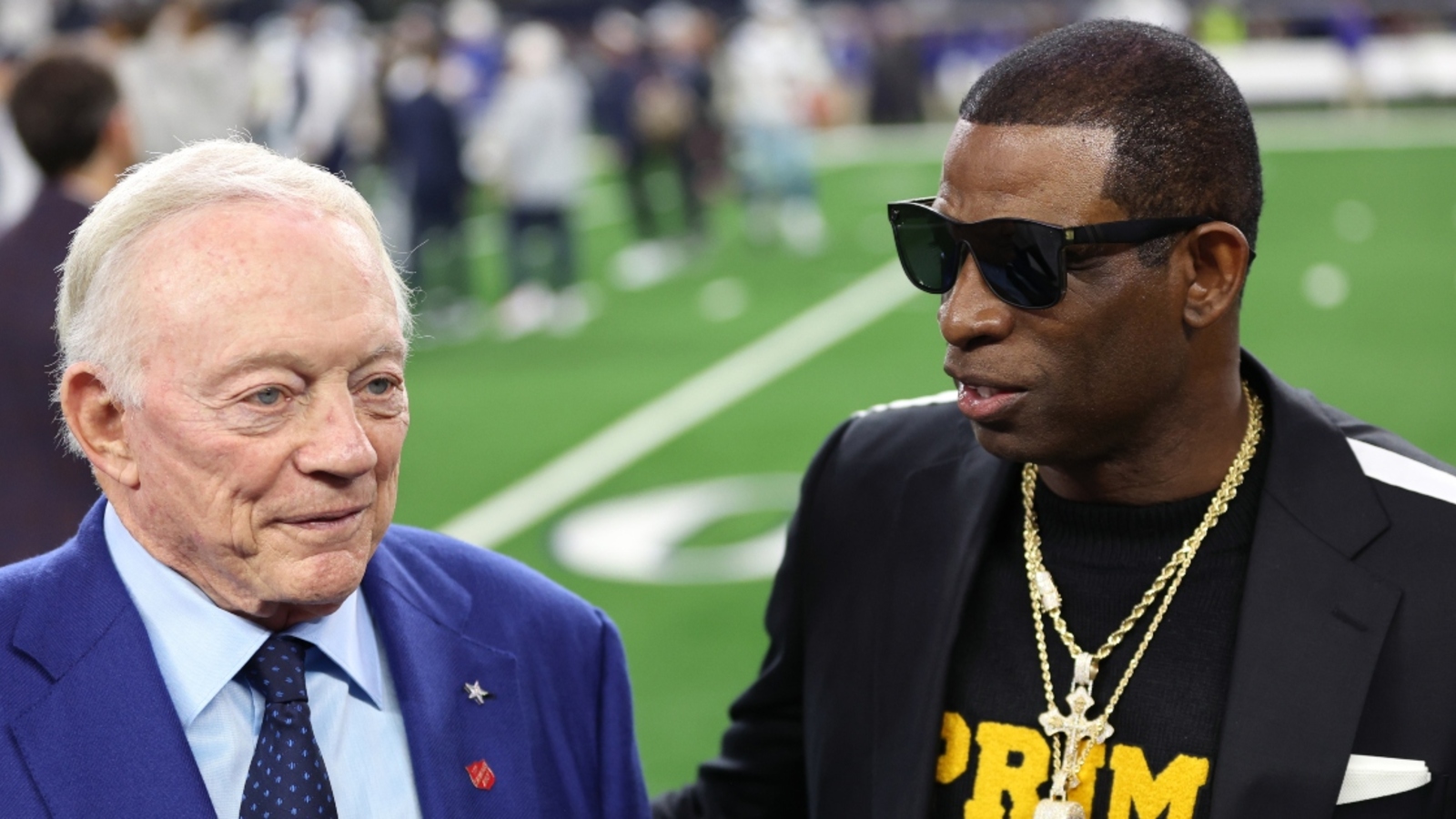 Jerry Jones shares moment with Deion, Shedeur Sanders at NFL Honors ...
