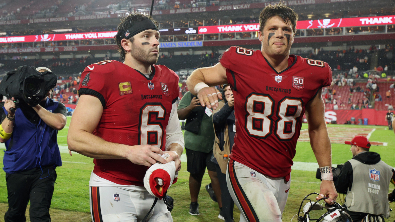 Writing The Ship: How The Buccaneers Can Steal An Elite Talent | Yardbarker