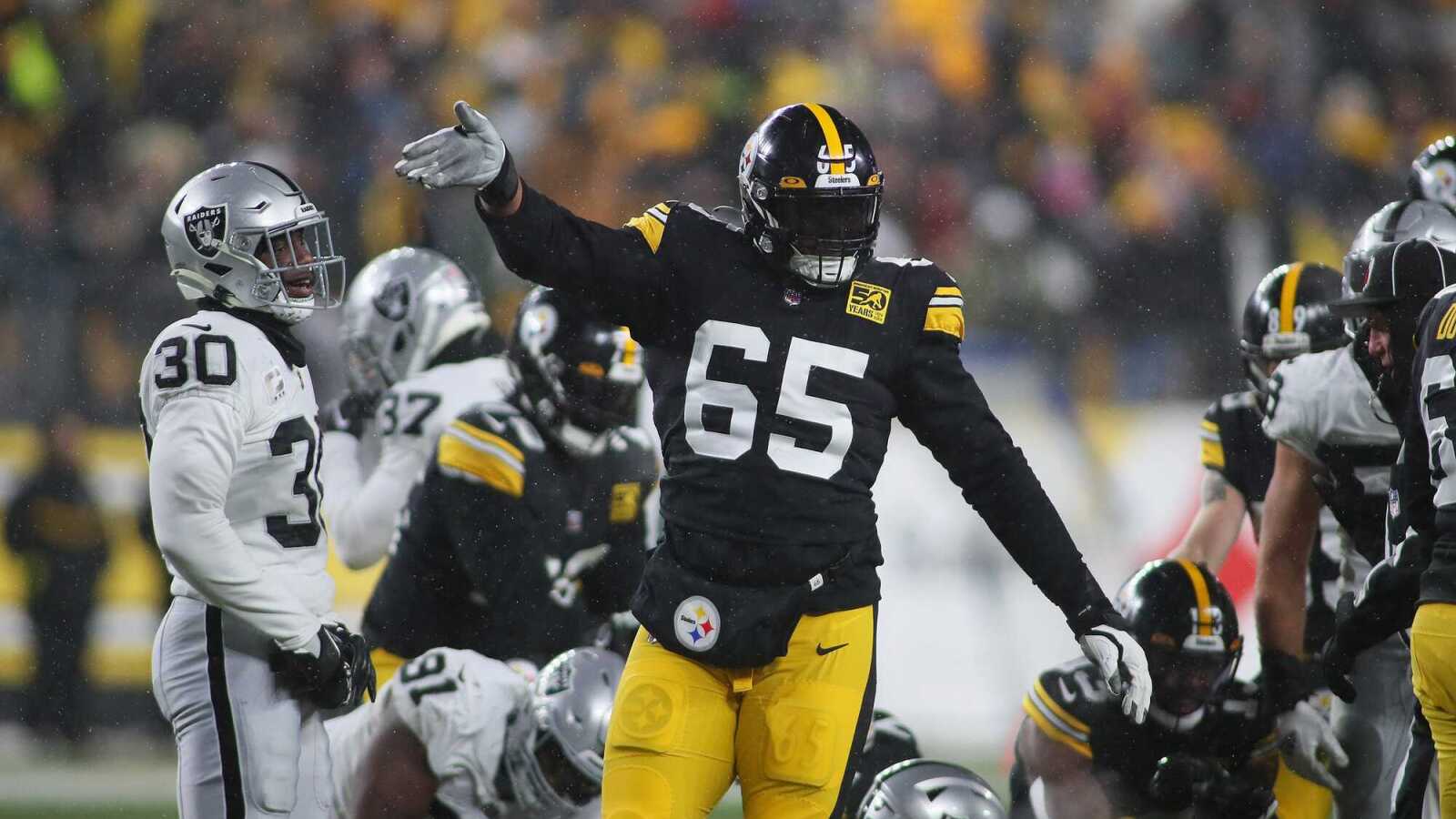 Arthur Moats defends Dan Moore amid contract uncertainty | News Minimalist