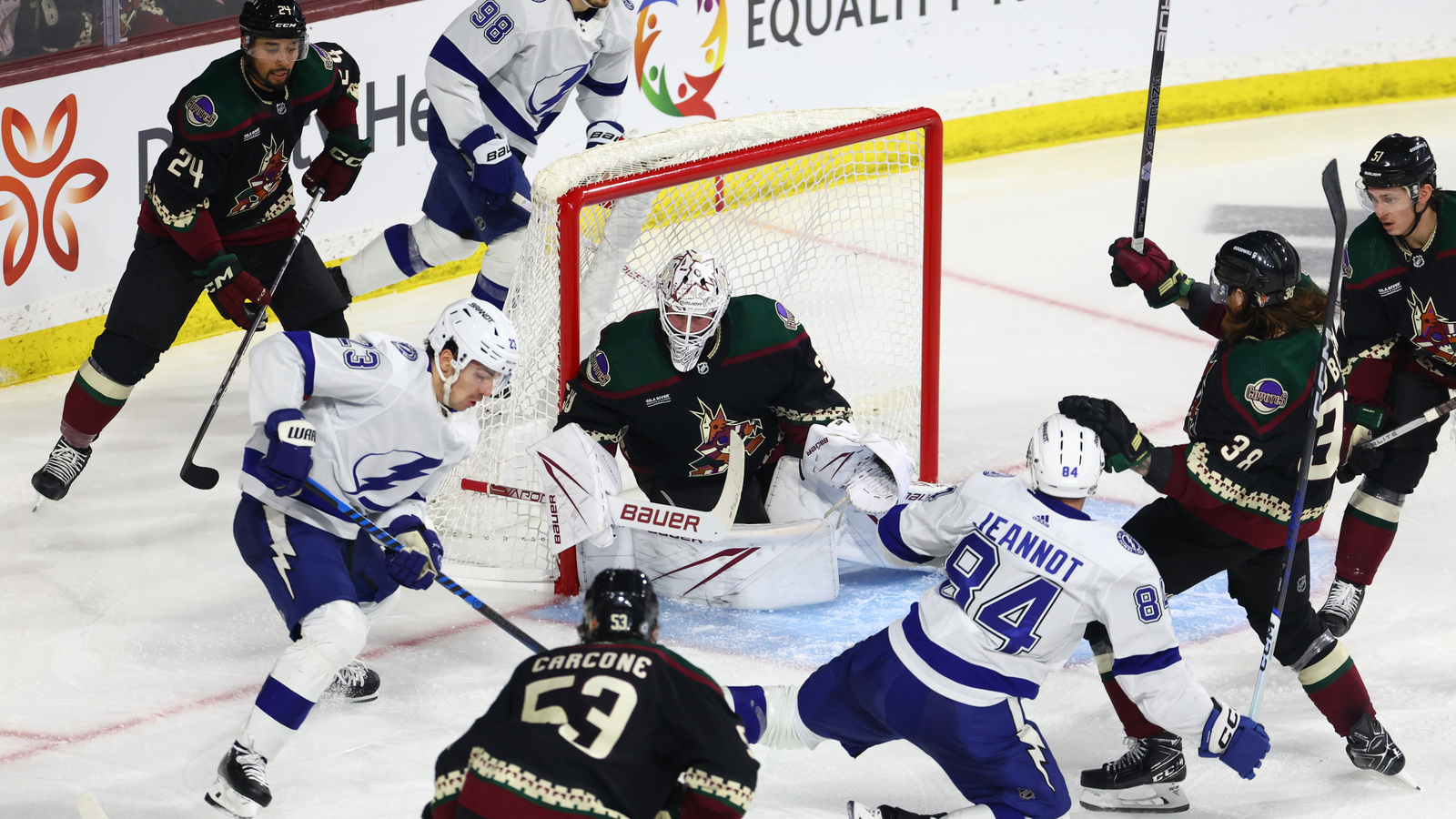 Coyotes Able to Weather the Lightning’s Storm, Win 3-1 | Yardbarker