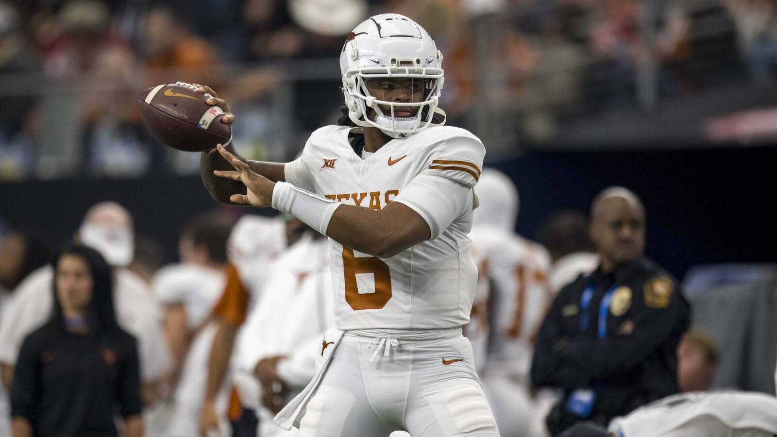 Texas QB transferring ahead of College Football Playoff | Yardbarker