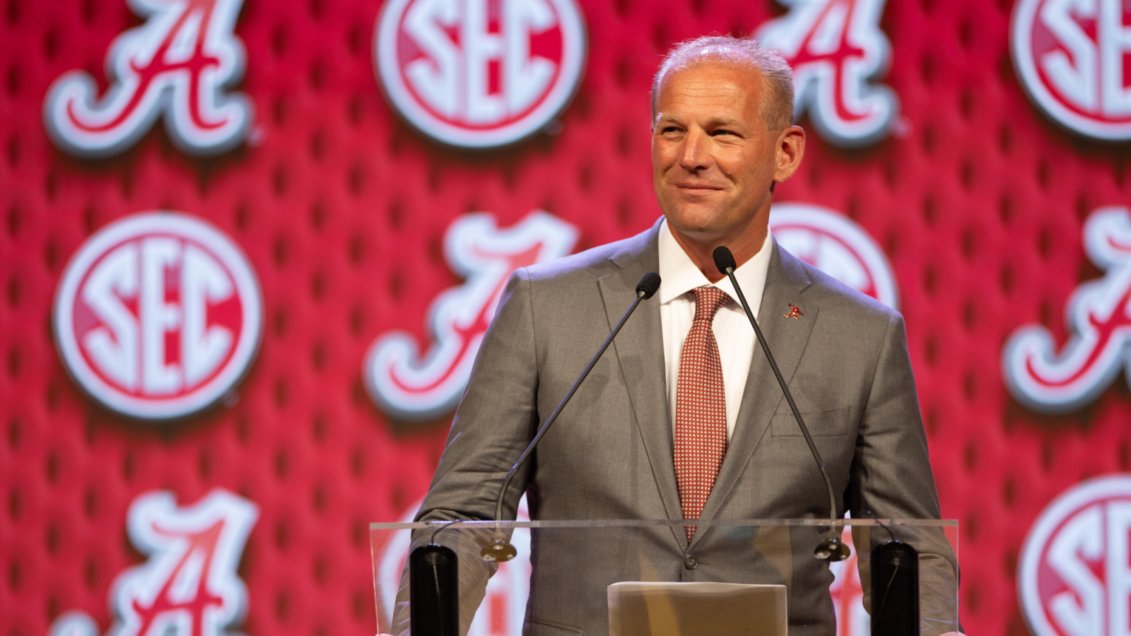 Kalen DeBoer shows utmost confidence Alabama freshman WR, Caleb Odom ...