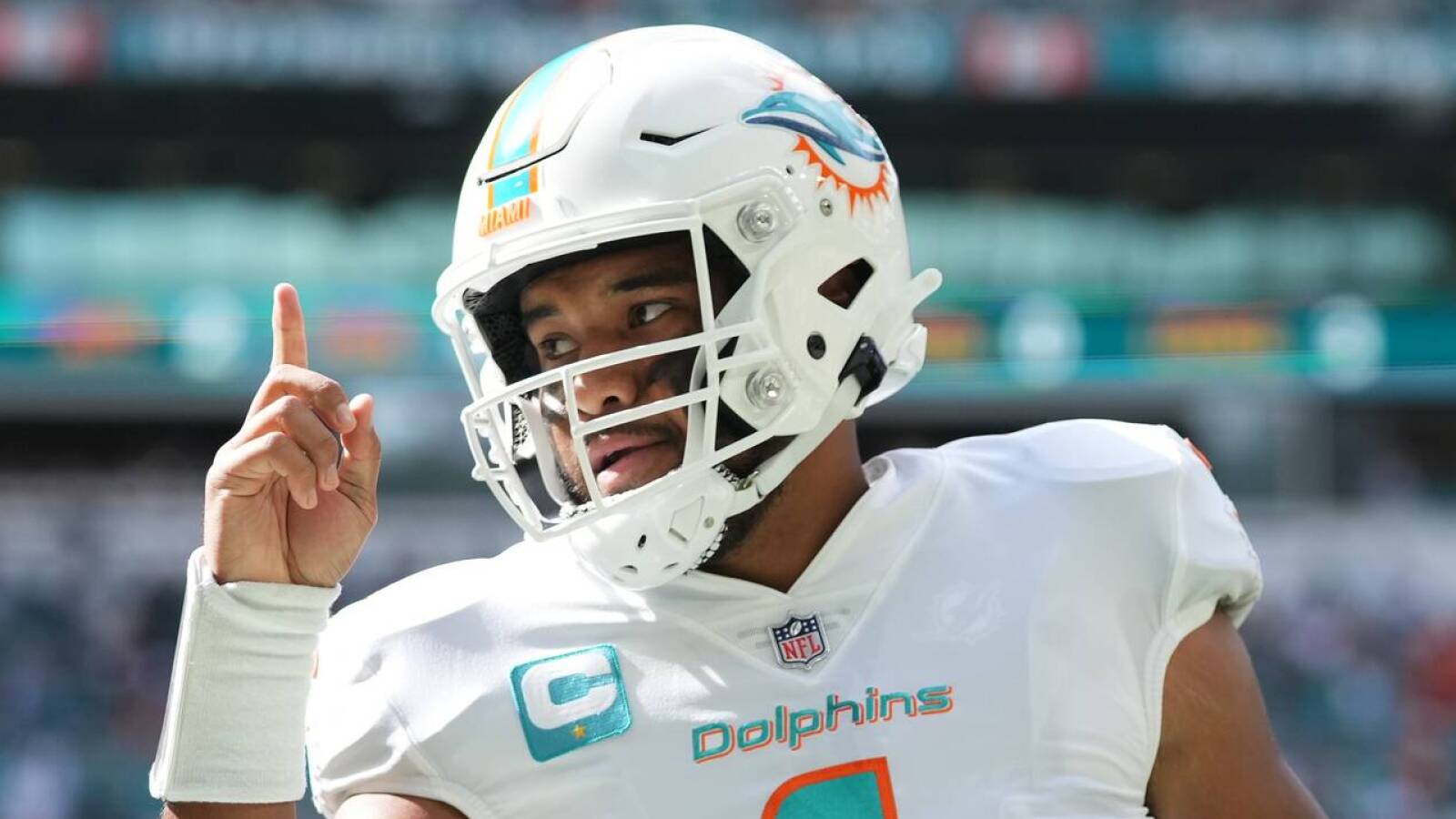 Dolphins' Tua Tagovailoa makes debut on elite NFL list | Yardbarker