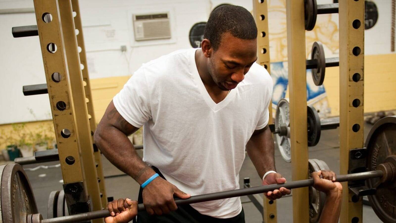 Steelers add former first-round pick Aaron Curry to staff | Yardbarker