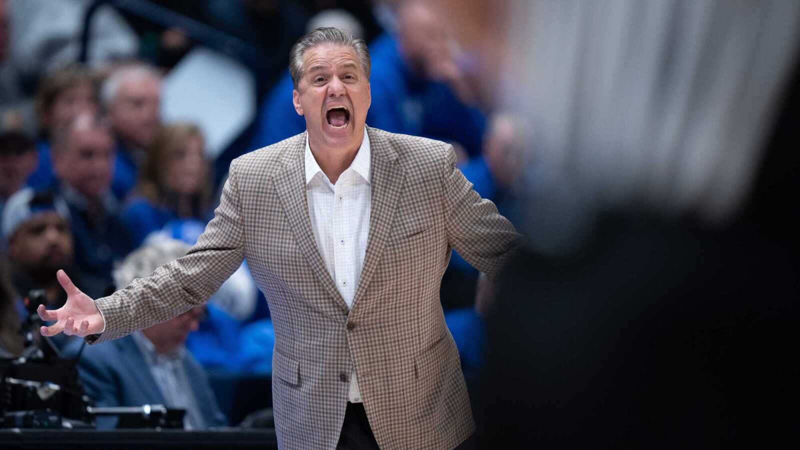 Sturgill Simpson trolls Arkansas fans about John Calipari, Kentucky ...