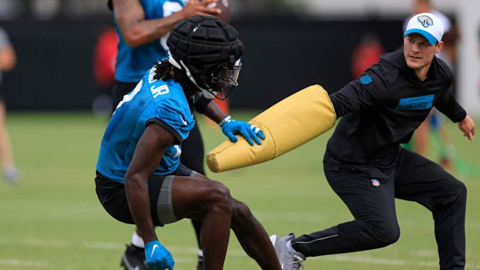 Go Inside Jaguars Practice On Final Day Before Jets Battle | Yardbarker