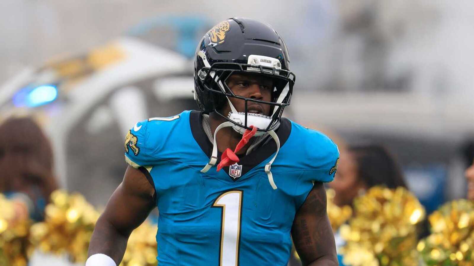 Travis Etienne Jr. has humorous request for Trevor Lawrence | Yardbarker