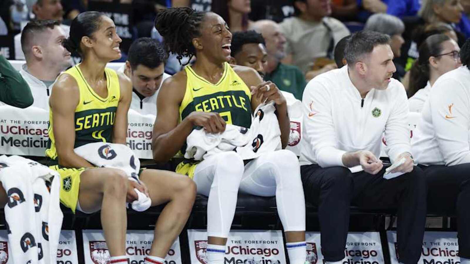 Skylar Diggins, Nneka Ogwumike Praise Seattle Storm Coach | Yardbarker
