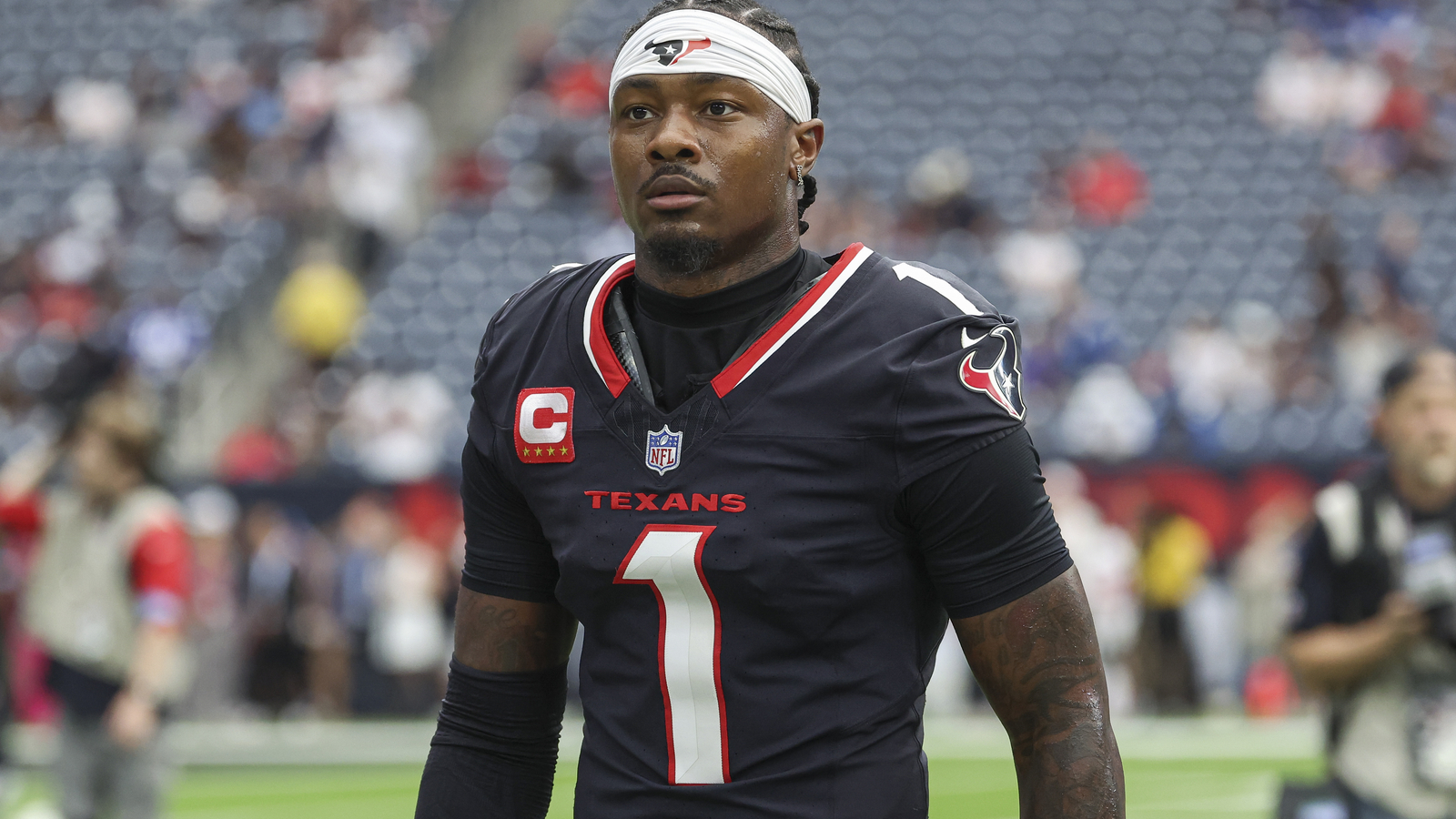 Patriots Have No Plans To Release WR Stefon Diggs | Yardbarker