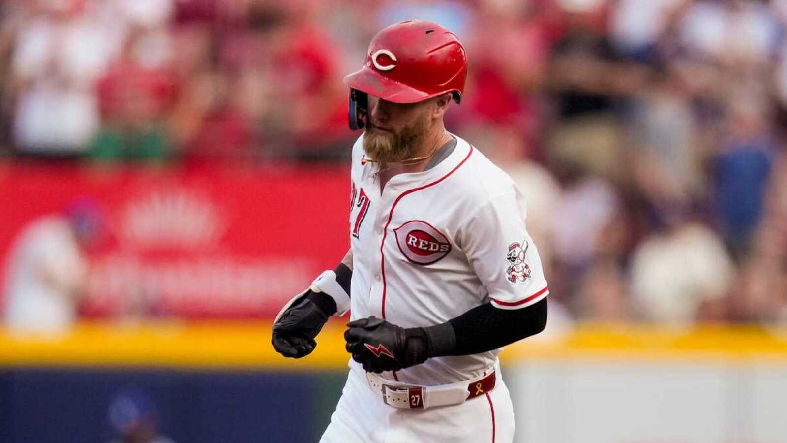 Braves claim OF off waivers from Reds | Yardbarker