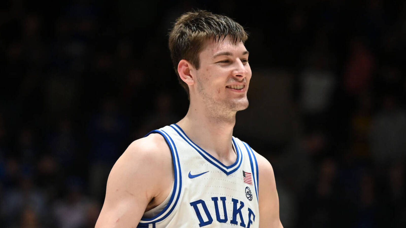 Duke men's basketball will continue to rely on 'tough' sophomore duo | Yardbarker