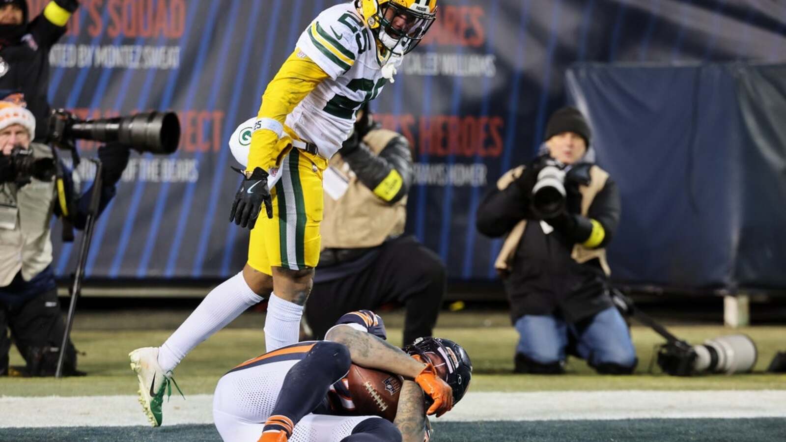 Bears rally, beat Packers in OT; Jordan Love suffers concussion ...