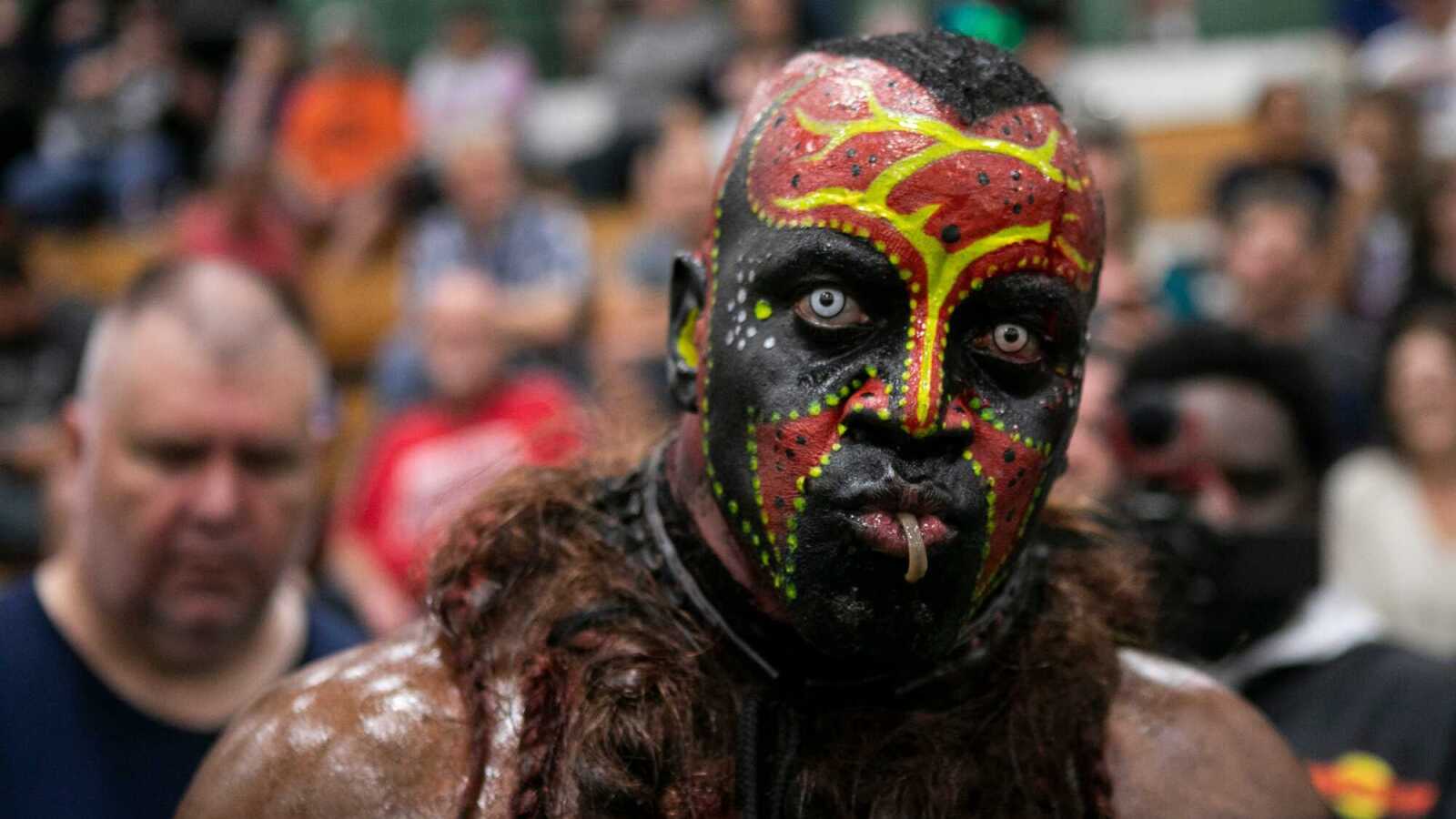 Watch: WWE legend The Boogeyman plays a ‘TERRIFYING’ backstage prank ...